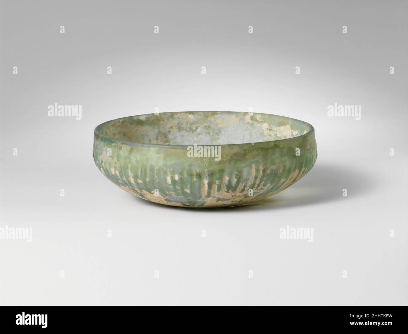 Slight outward edge hi-res stock photography and images - Alamy