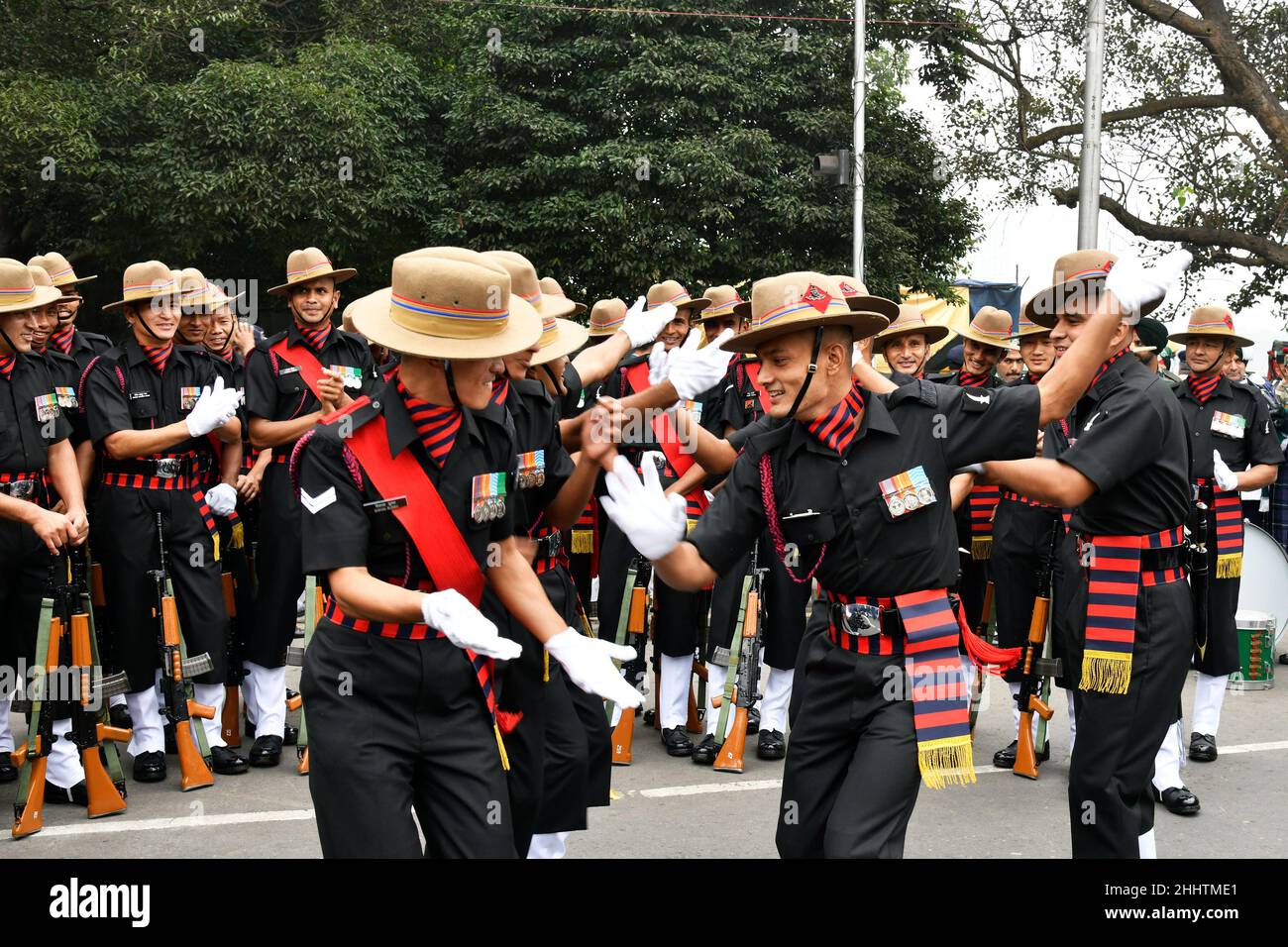 Kolkata, India. 24th Jan, 2022. Indian Army soldiers dancing during the ...