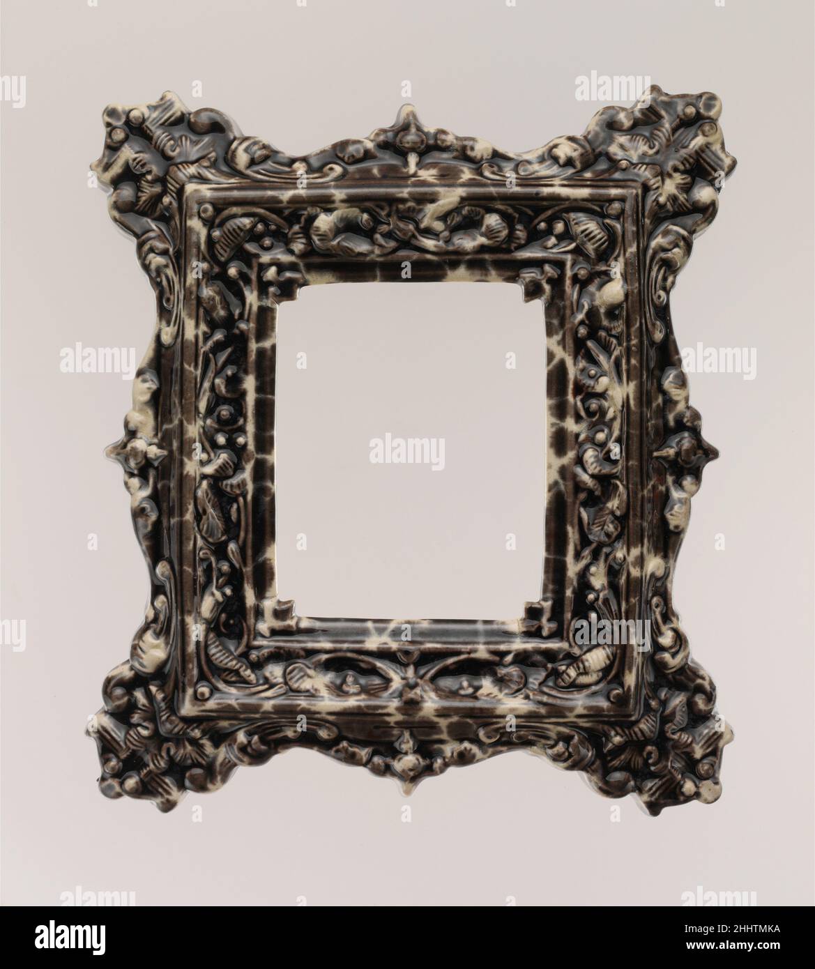 Pottery accents hi-res stock photography and images - Alamy