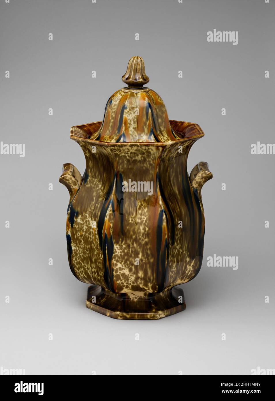 Covered slop jar hi-res stock photography and images - Alamy