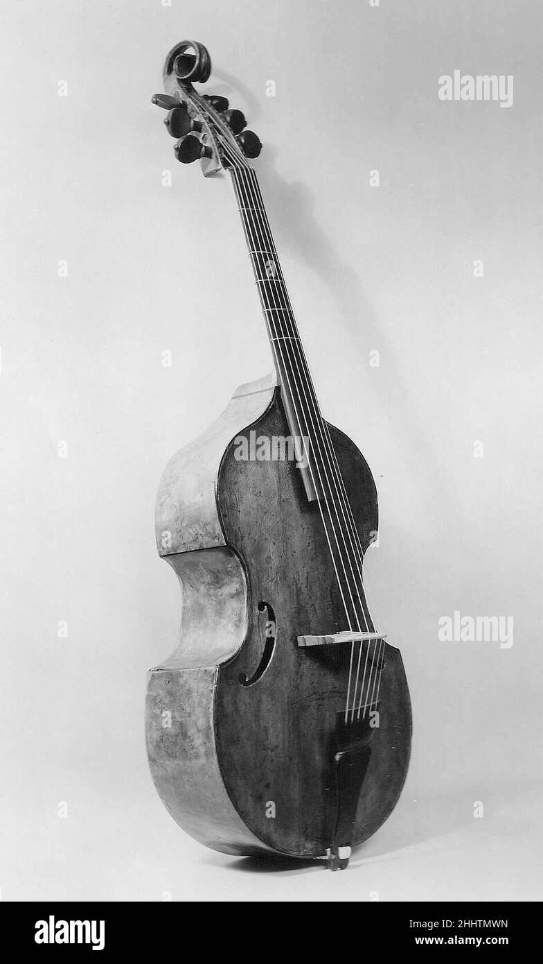 Division viol hi-res stock photography and images - Alamy