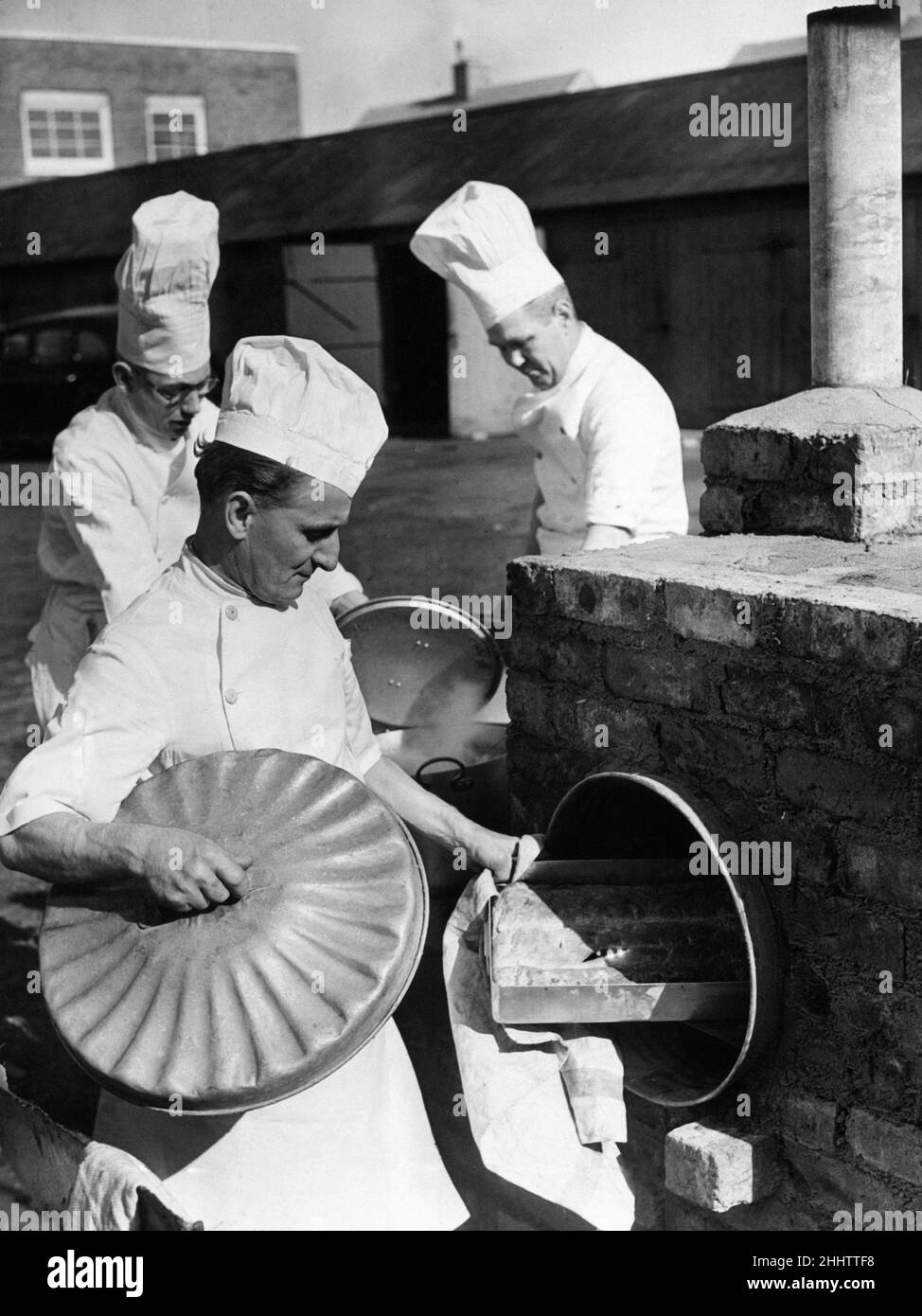 1950s chefs hi-res stock photography and images - Alamy