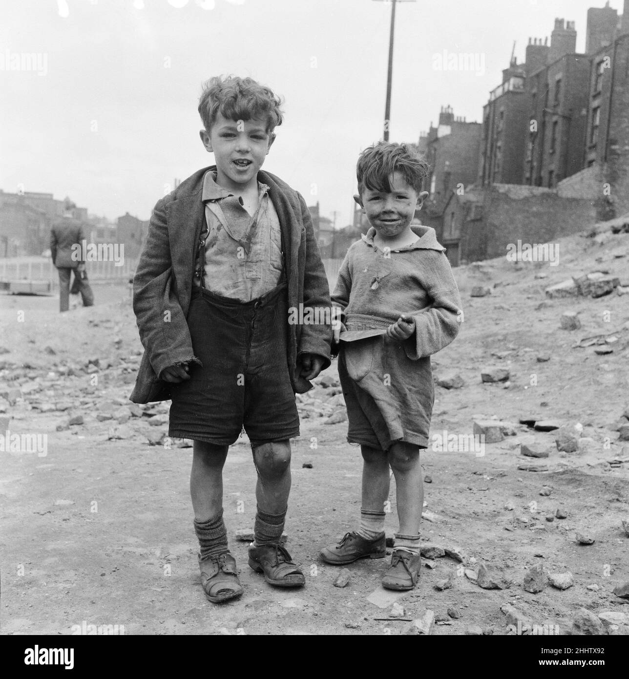 Poor children post ww2 hi-res stock photography and images - Alamy