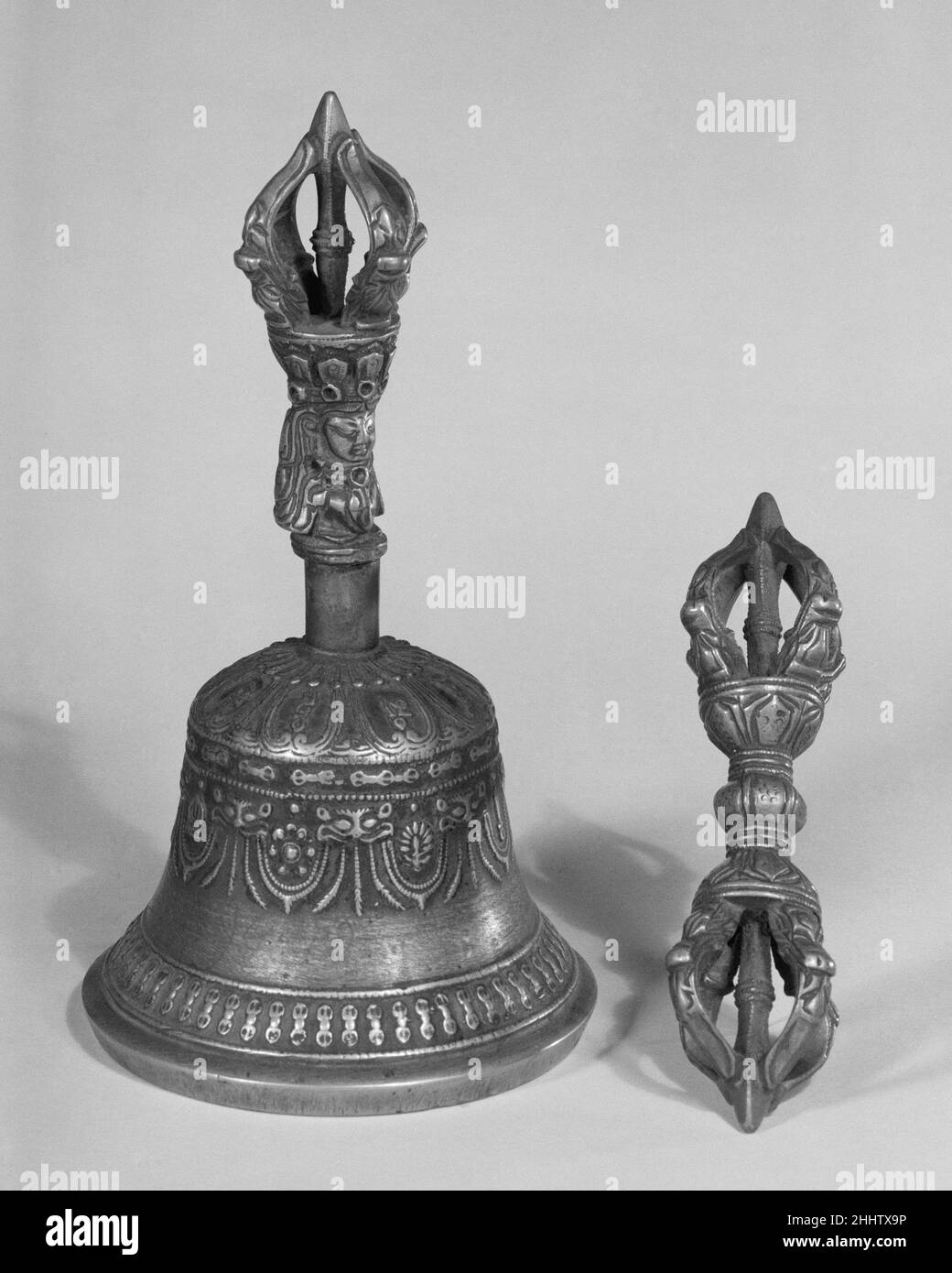 Dril-Bu and Dorje 19th century Tibetan The dril-bu (bell) and dorje ...