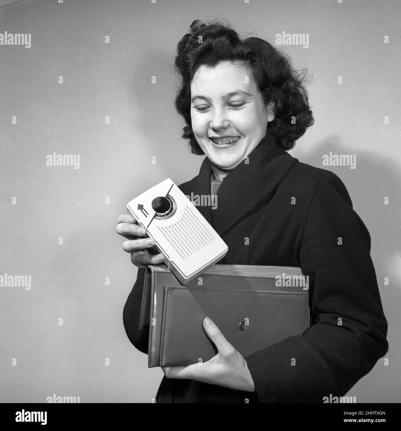 Transistor radio 1950s hi-res stock photography and images - Alamy