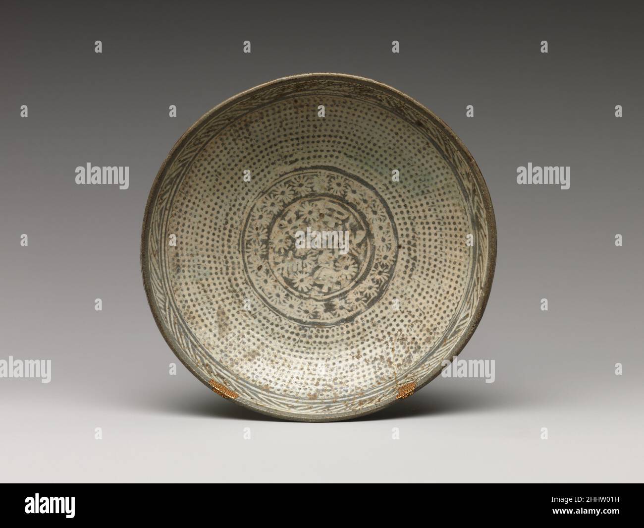 Buncheong vessels hi-res stock photography and images - Alamy
