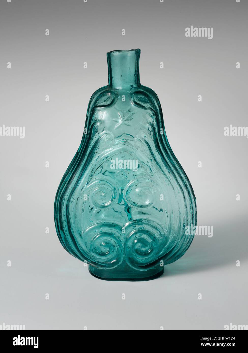 Scroll flask hi-res stock photography and images - Alamy