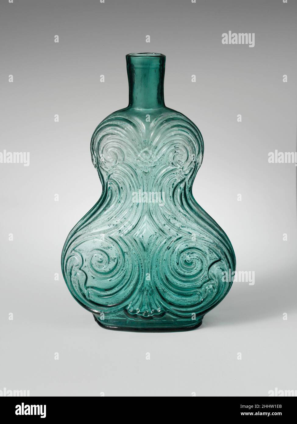 Scroll flask hi-res stock photography and images - Alamy