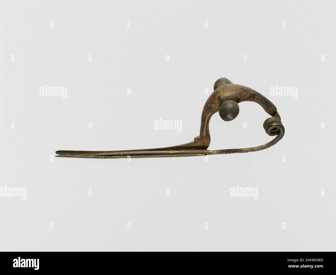 Bronze bow-type fibula (safety pin) early 7th century Etruscan The bow ...