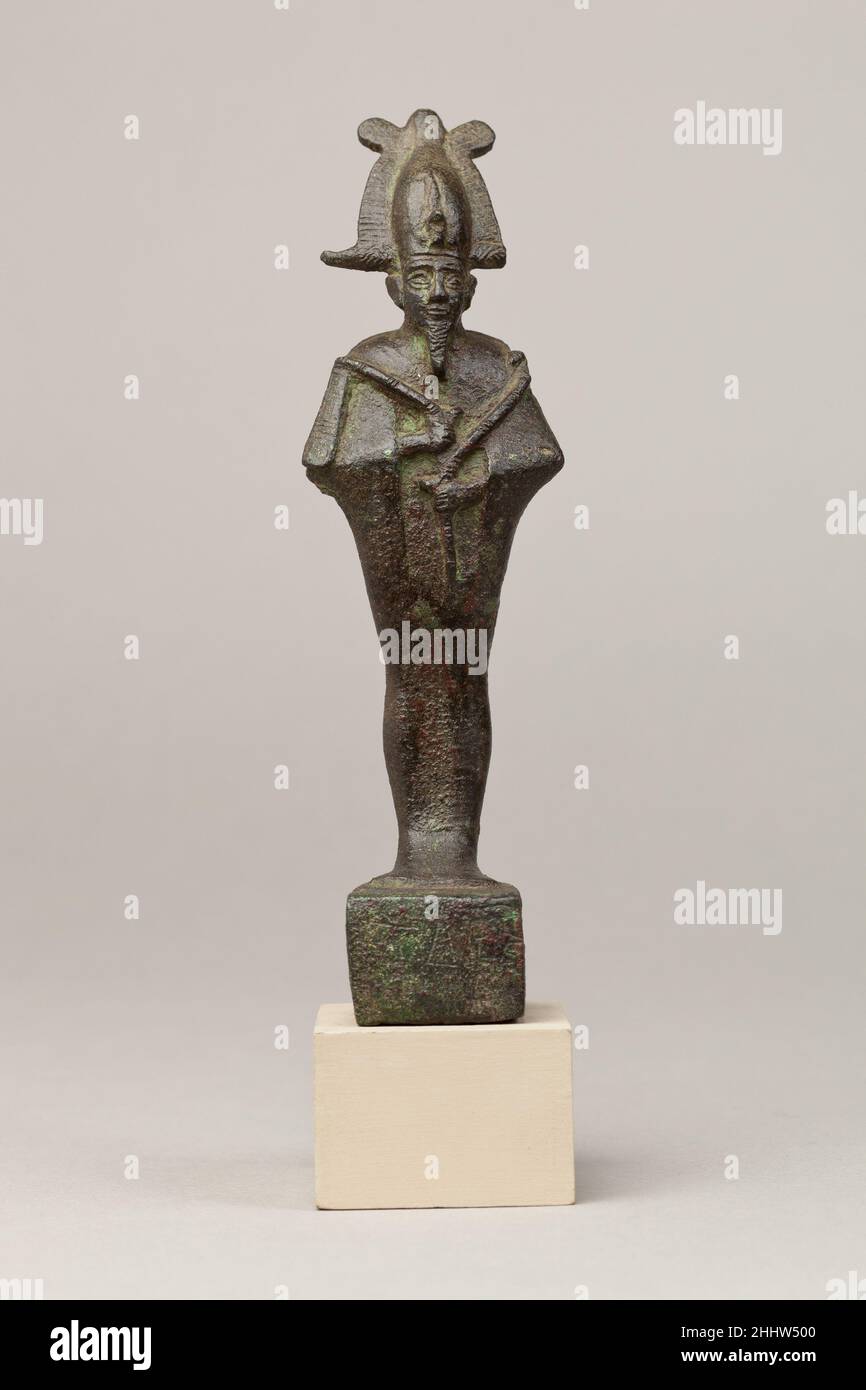 Flail chest hi-res stock photography and images - Alamy