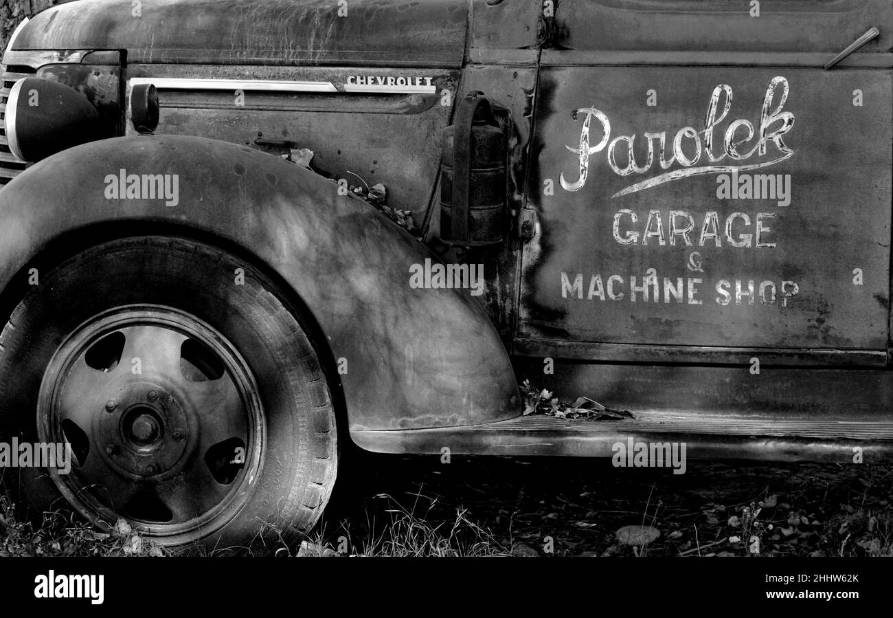 A 1940s Chevrolet garage and machine shop truck parked in Taos, New ...