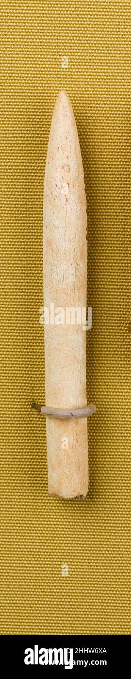 Arrowhead ca. 3100–2900 B.C. Early Dynastic Period. Arrowhead. ca. 3100 ...