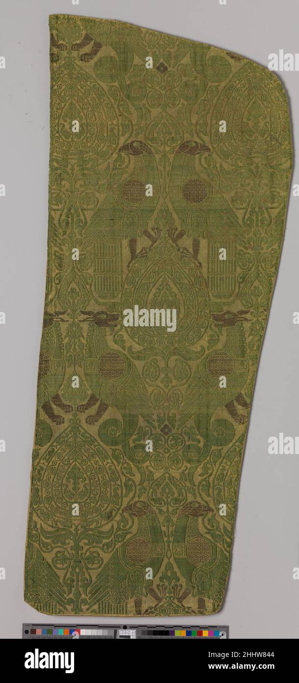 Textile with Brocade 13th century Italian. Textile with Brocade 463572 ...