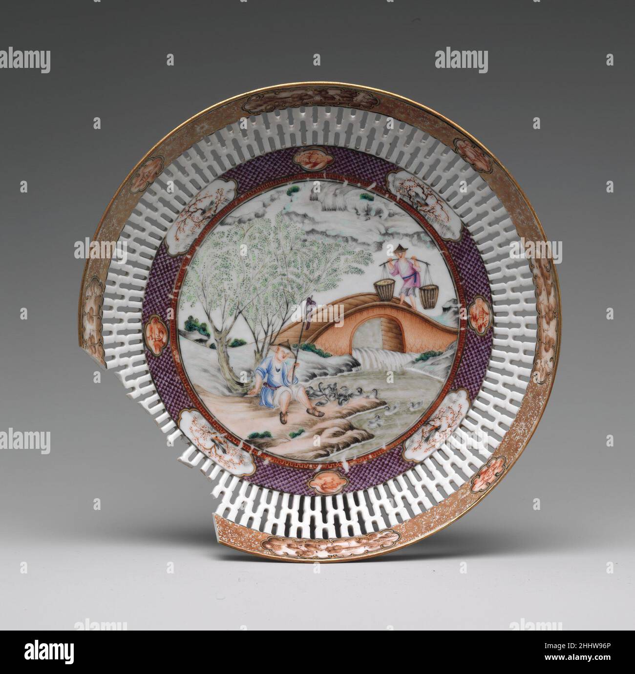 Dish 1736–95 Chinese. Dish 3235 Stock Photo - Alamy