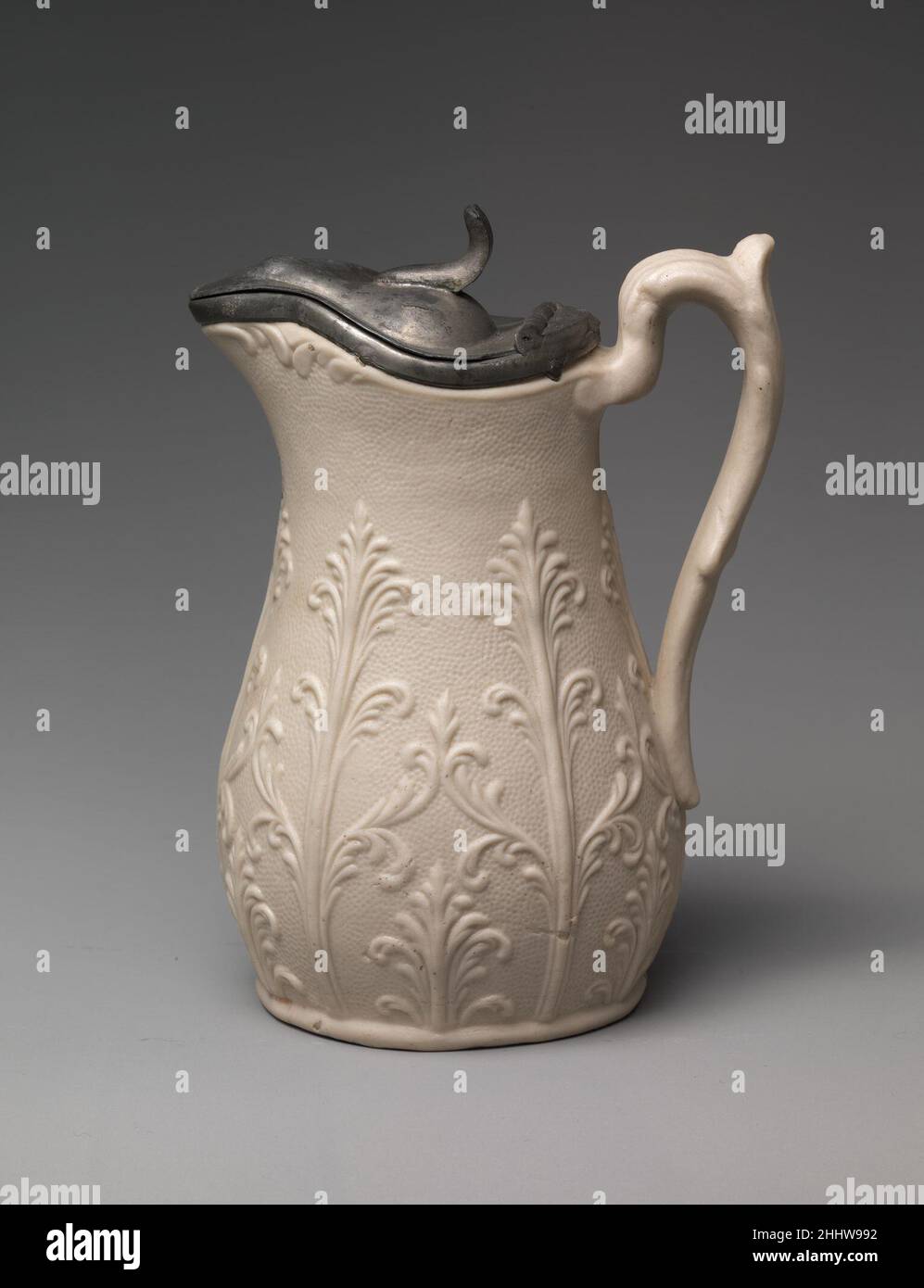American pottery manufacturing company hi-res stock photography and ...