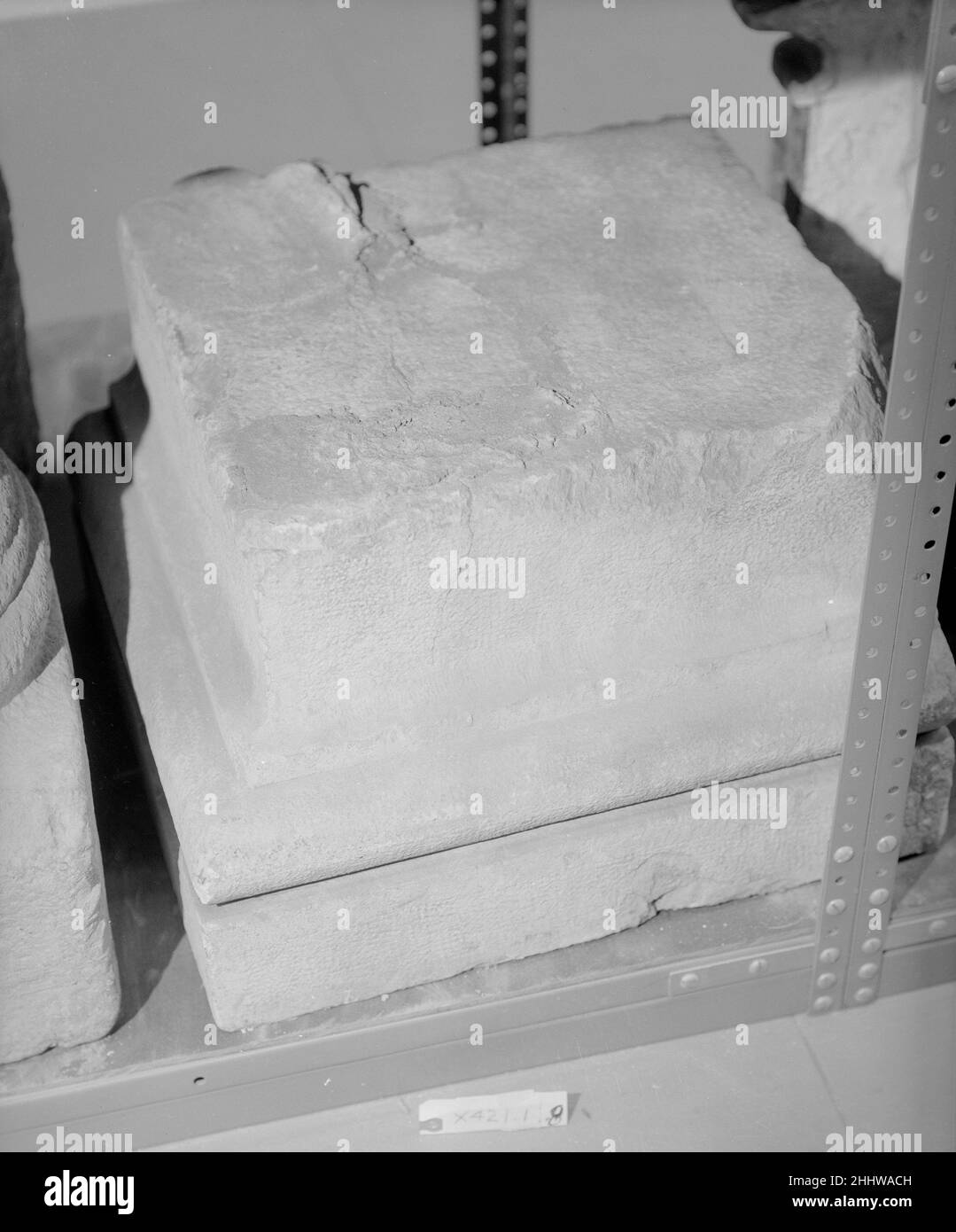 Parapet block hi-res stock photography and images - Alamy