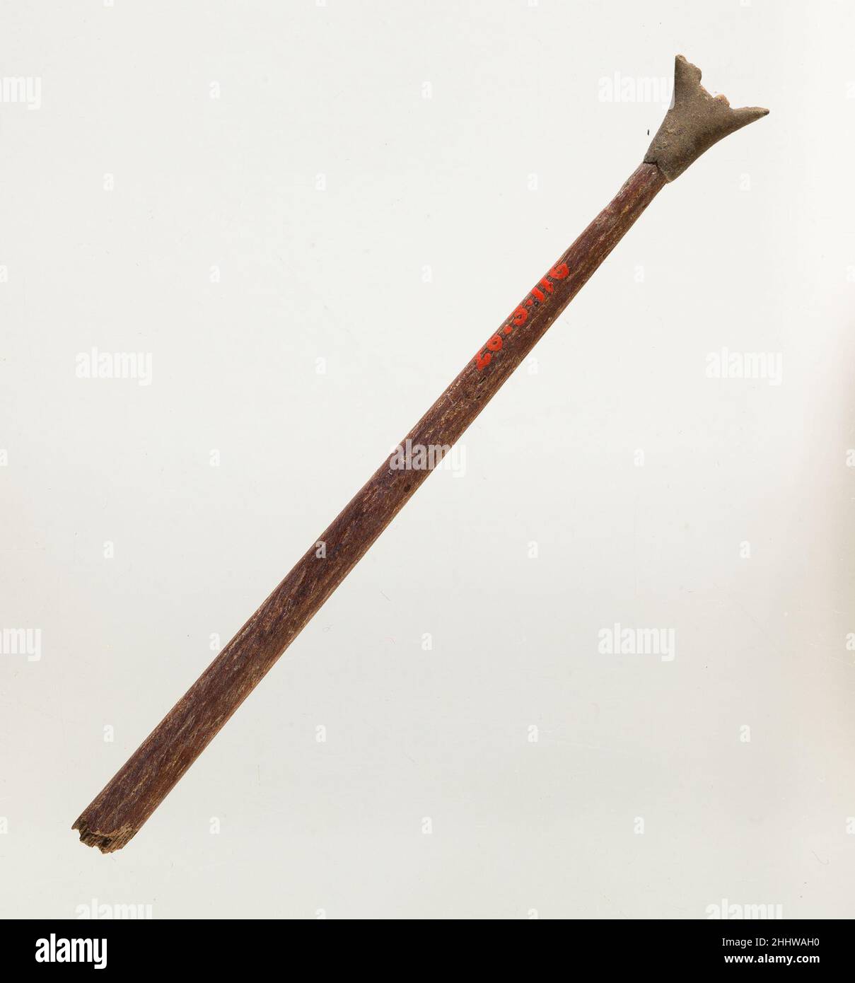 Arrow tip hi-res stock photography and images - Alamy