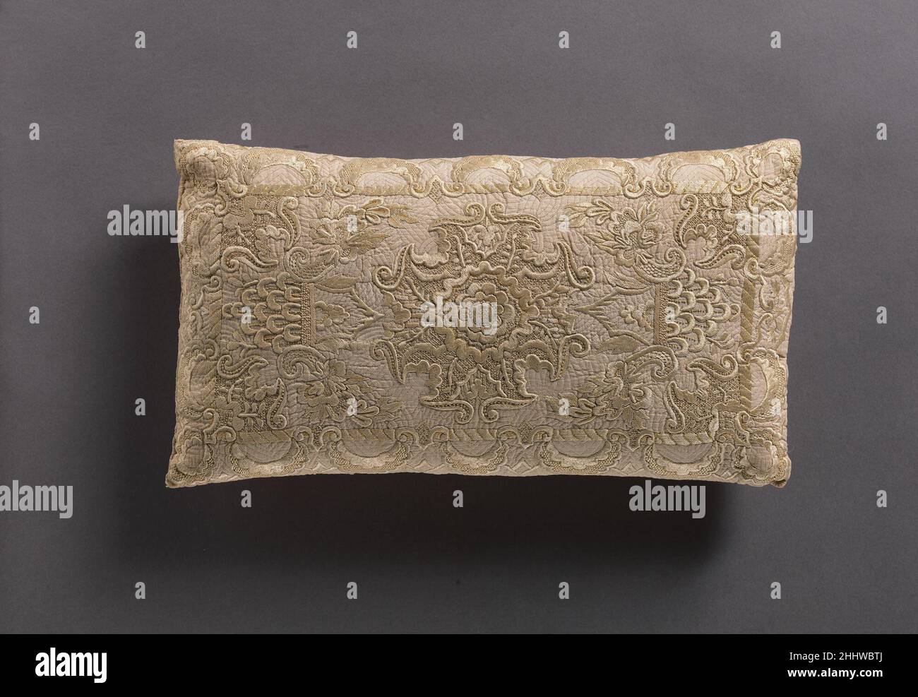 Late 17th century textiles hi-res stock photography and images - Alamy