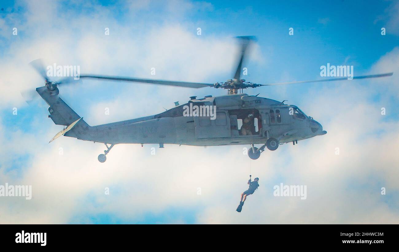 U.S. Marines with Force Company, 2d Reconnaissance Battalion, 2d Marine ...