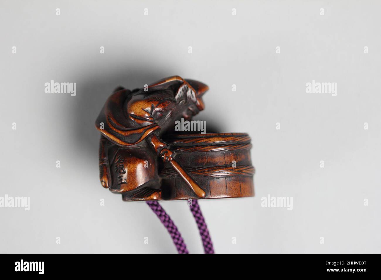 Netsuke of Shoki Looking into a Well at ?ni Ojime 19th century Japan ...