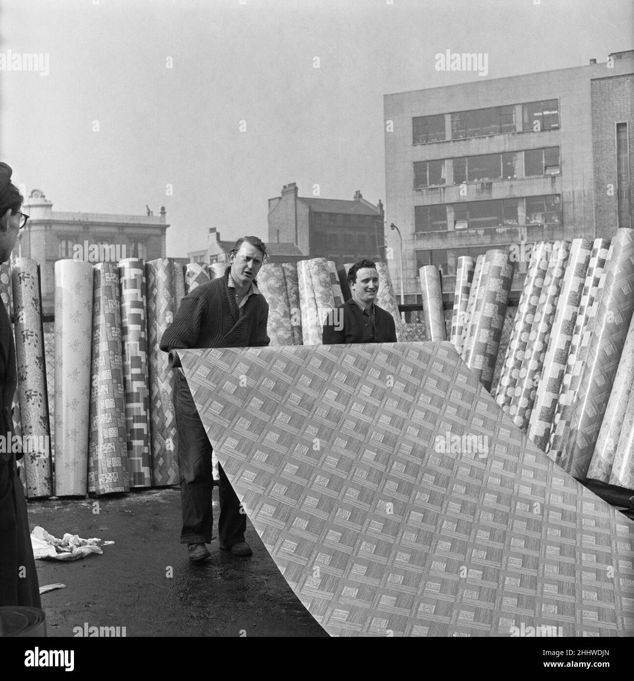 The flea market at Club Row, Bethnal Green, E2 London 1st March 1955 ...