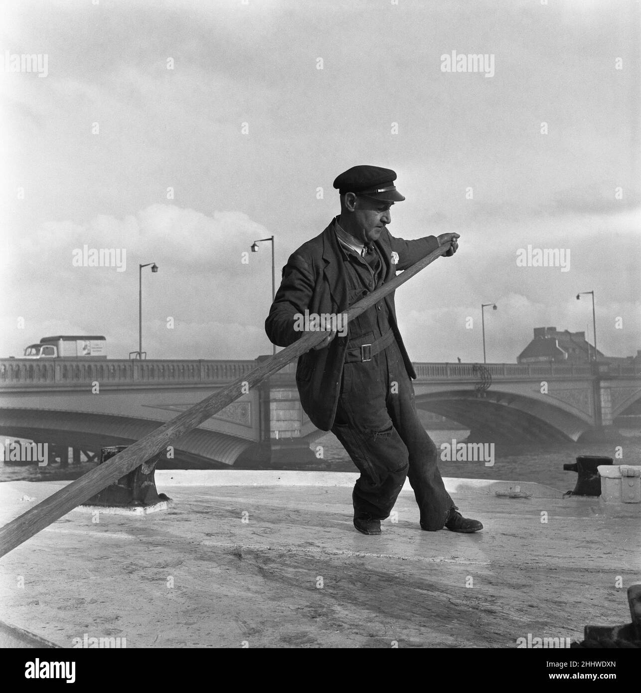 Thames lighterman hi-res stock photography and images - Alamy