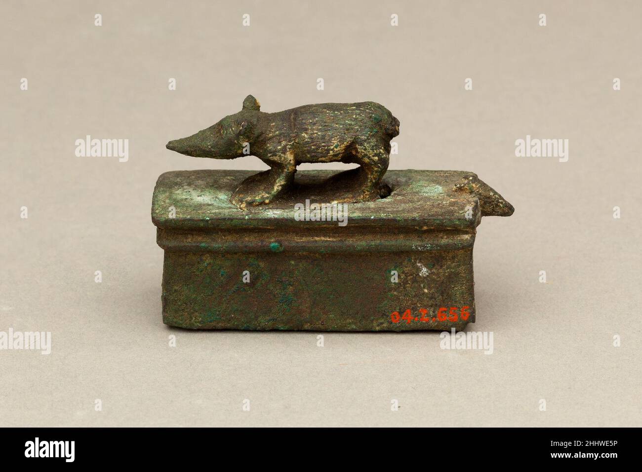 Shrew-mouse surmounting shrine-shaped box for an animal mummy 664–30 B ...