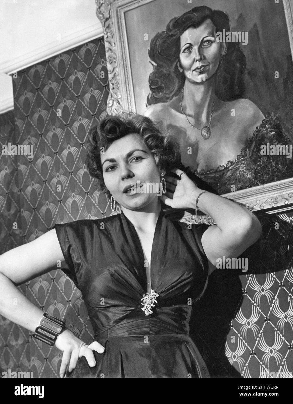 Royal artillery hall Black and White Stock Photos & Images - Alamy