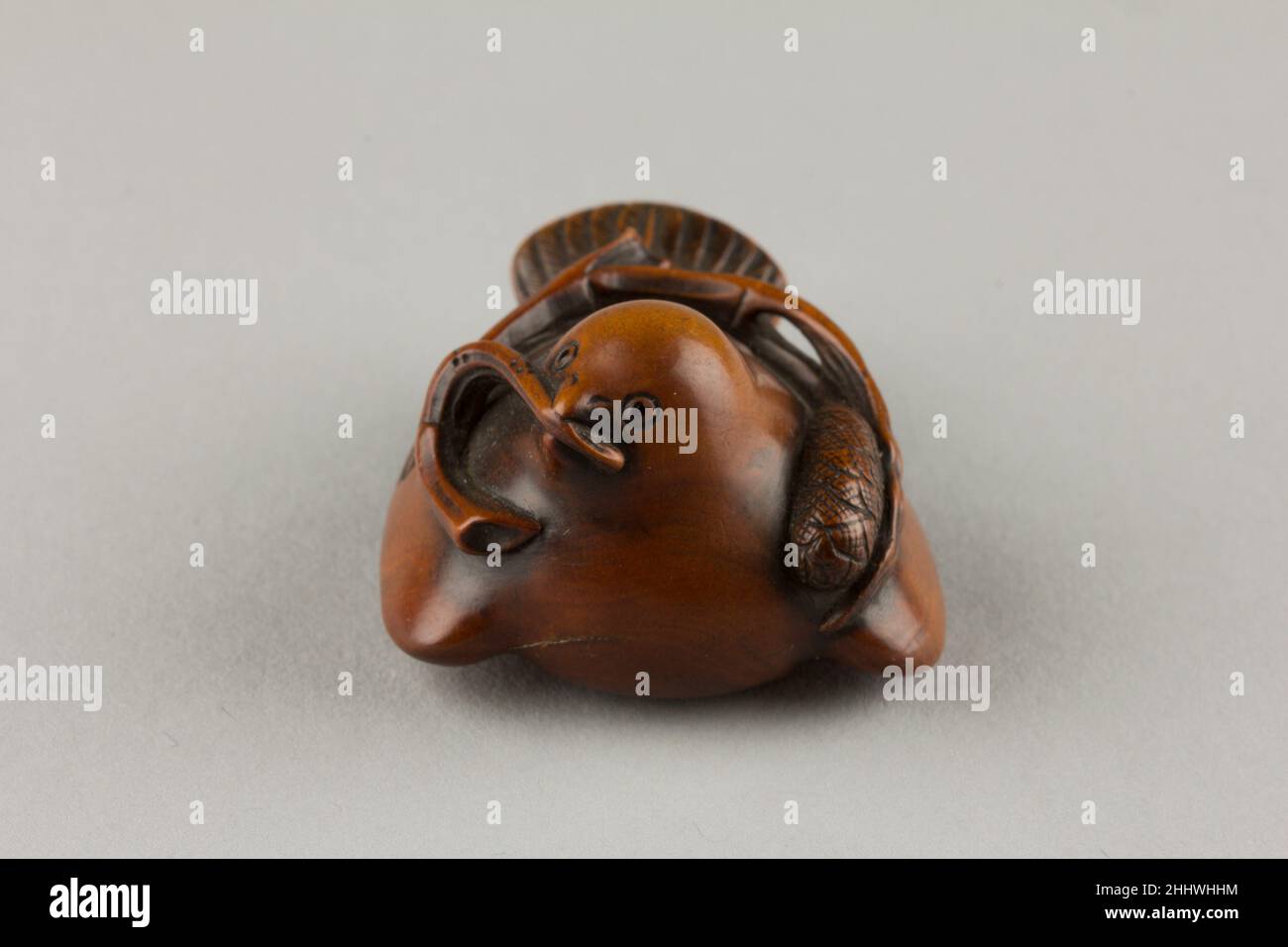 Netsuke of Sparrow (Split-tongue) 19th century Japan. Netsuke of ...