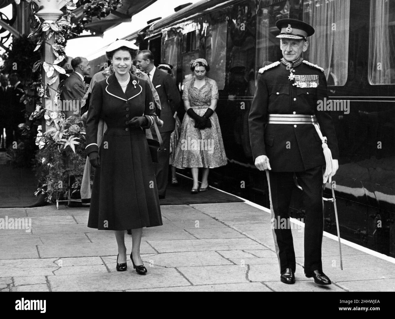 Queen Elizabeth II with Lord Lieutenant, Major-General G. T. Raikes at ...