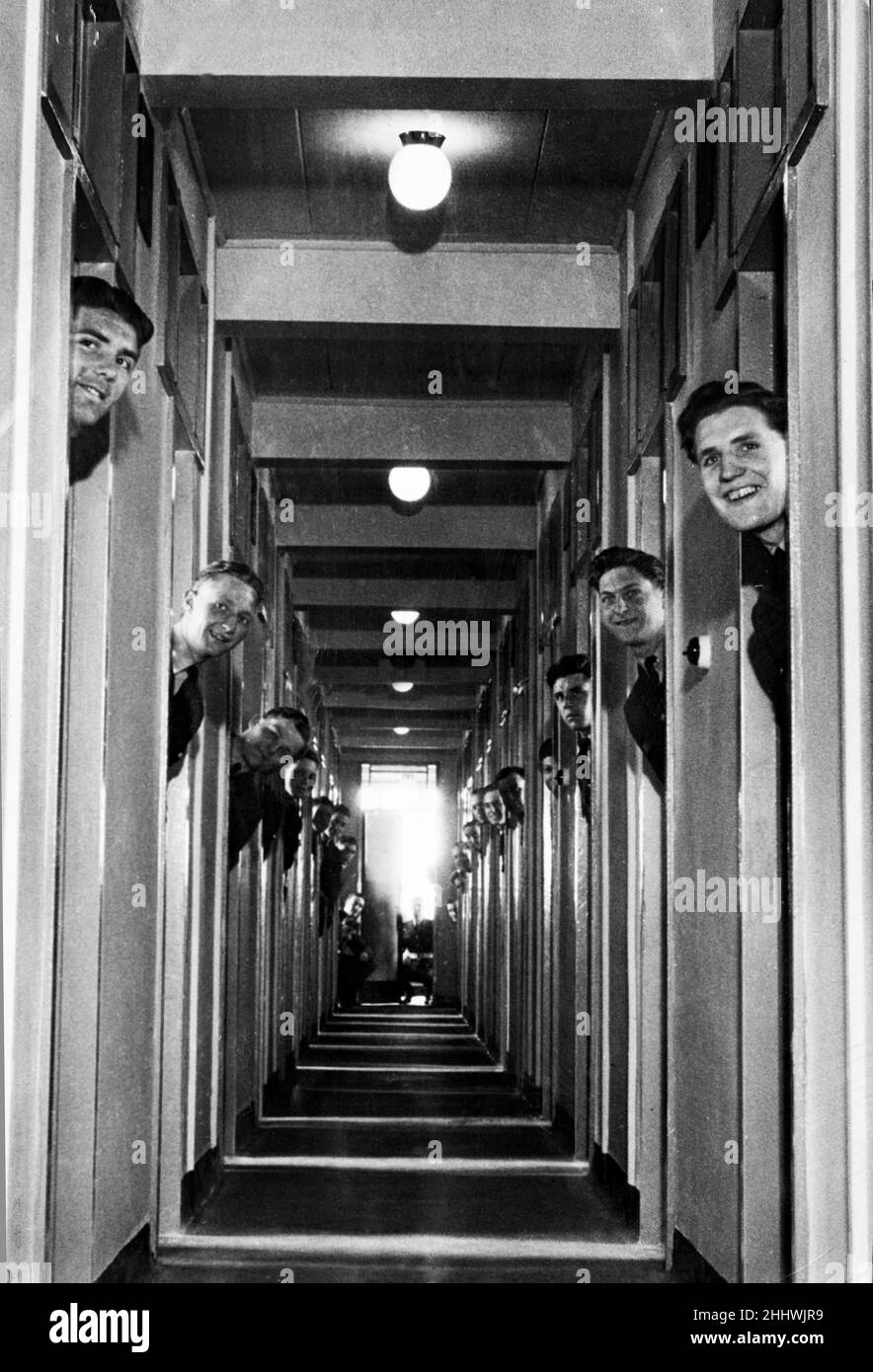 Raf station hi-res stock photography and images - Alamy