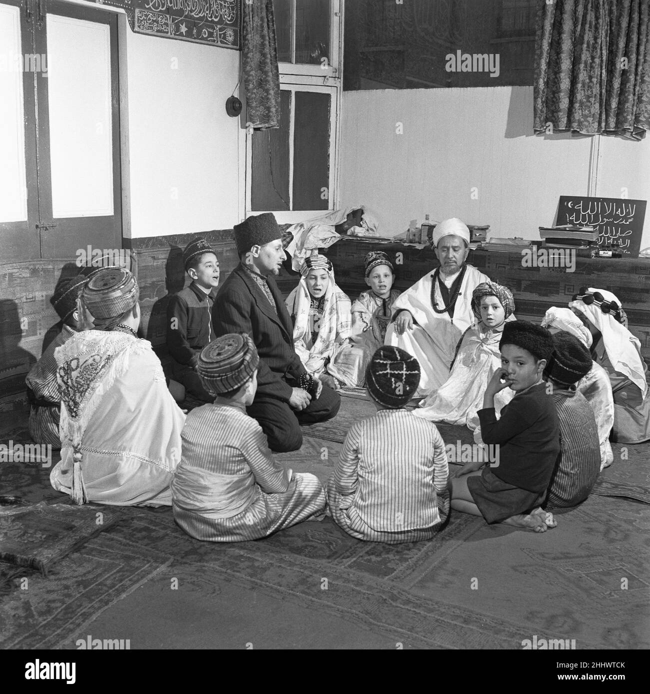 Tiger bay wales 1950s hi-res stock photography and images - Alamy