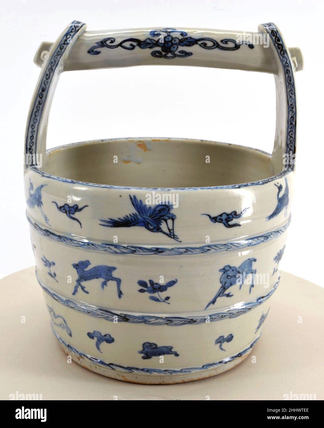 Fresh water jar early 17th century China During the seventeenth century ...