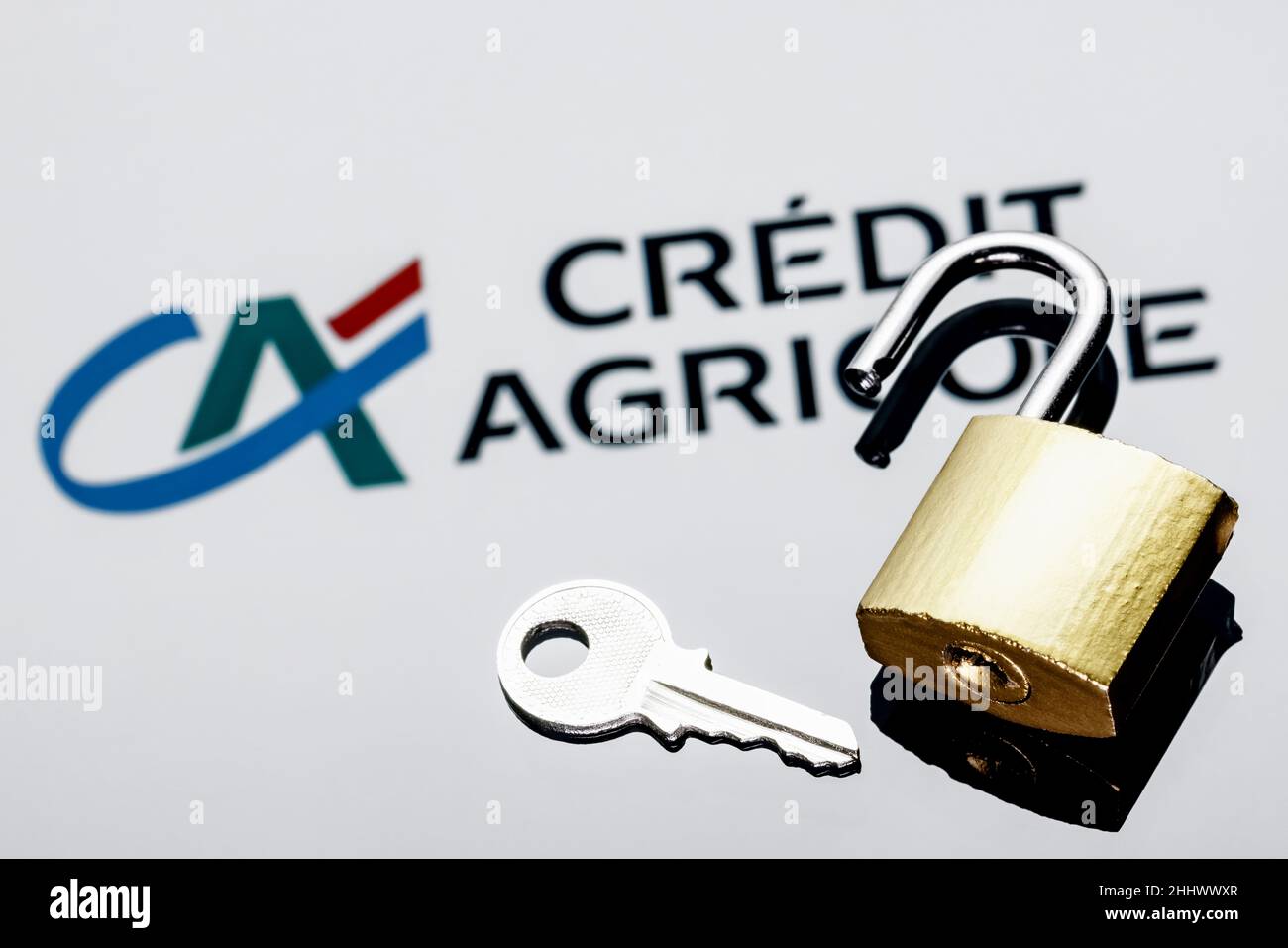 Credit agricole logo hi-res stock photography and images - Alamy