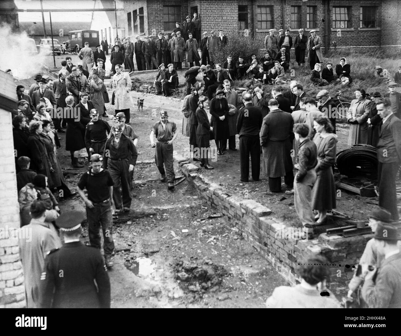 Knockshinnoch castle colliery hi-res stock photography and images - Alamy