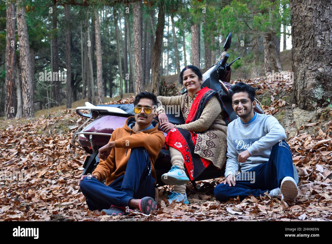 Two whe hi-res stock photography and images - Alamy