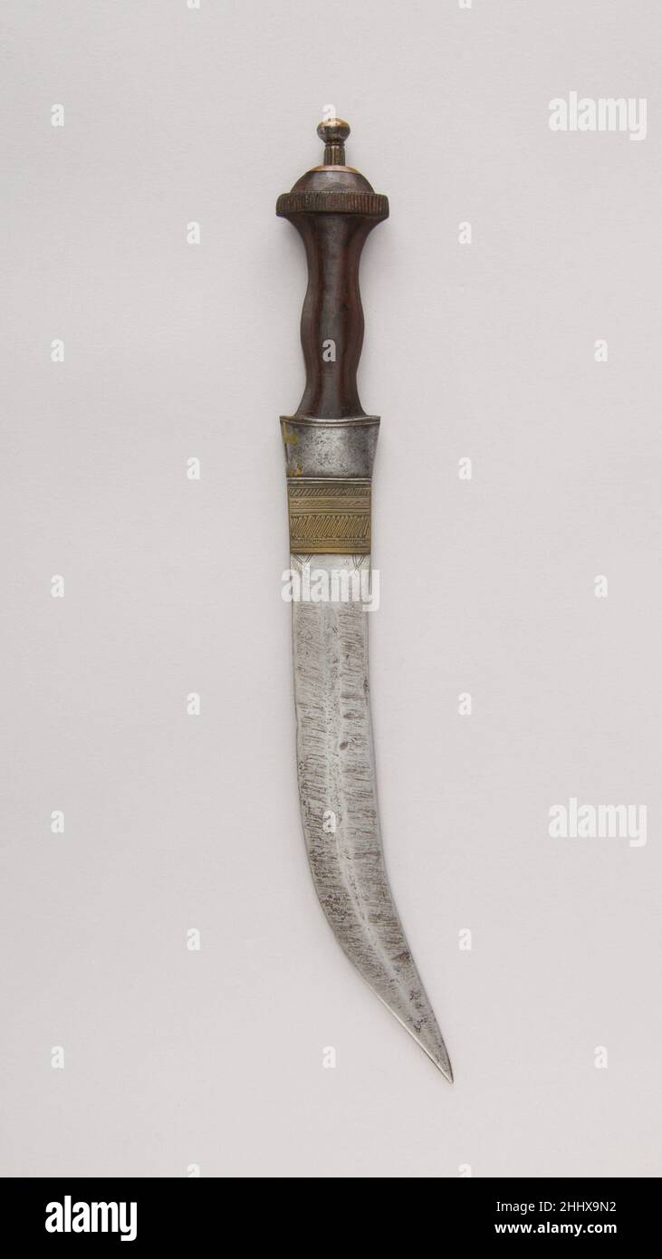 Indian dagger hi-res stock photography and images - Alamy