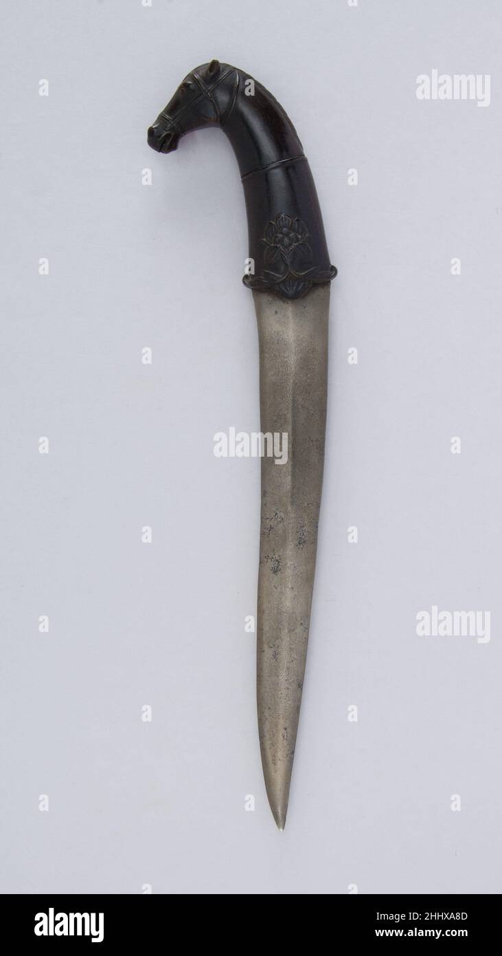 Dagger (Khanjar) 19th century Indian, Mughal. Dagger (Khanjar) 31689 ...