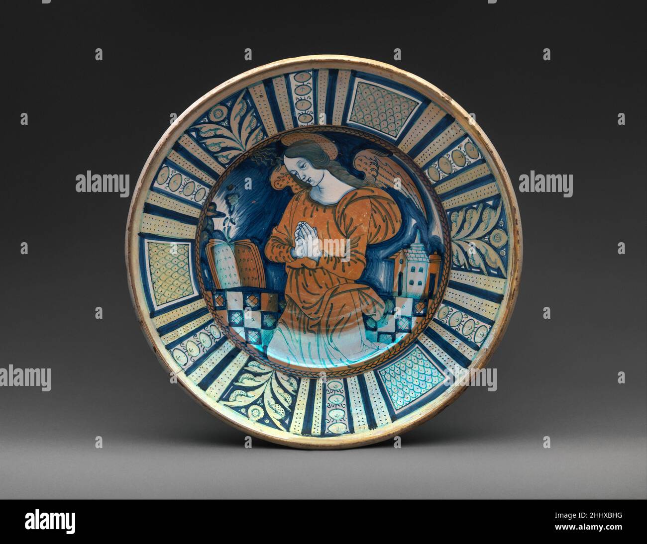 Dish with angel ca. 1510–30 Italian, Deruta Small religious pictures ...
