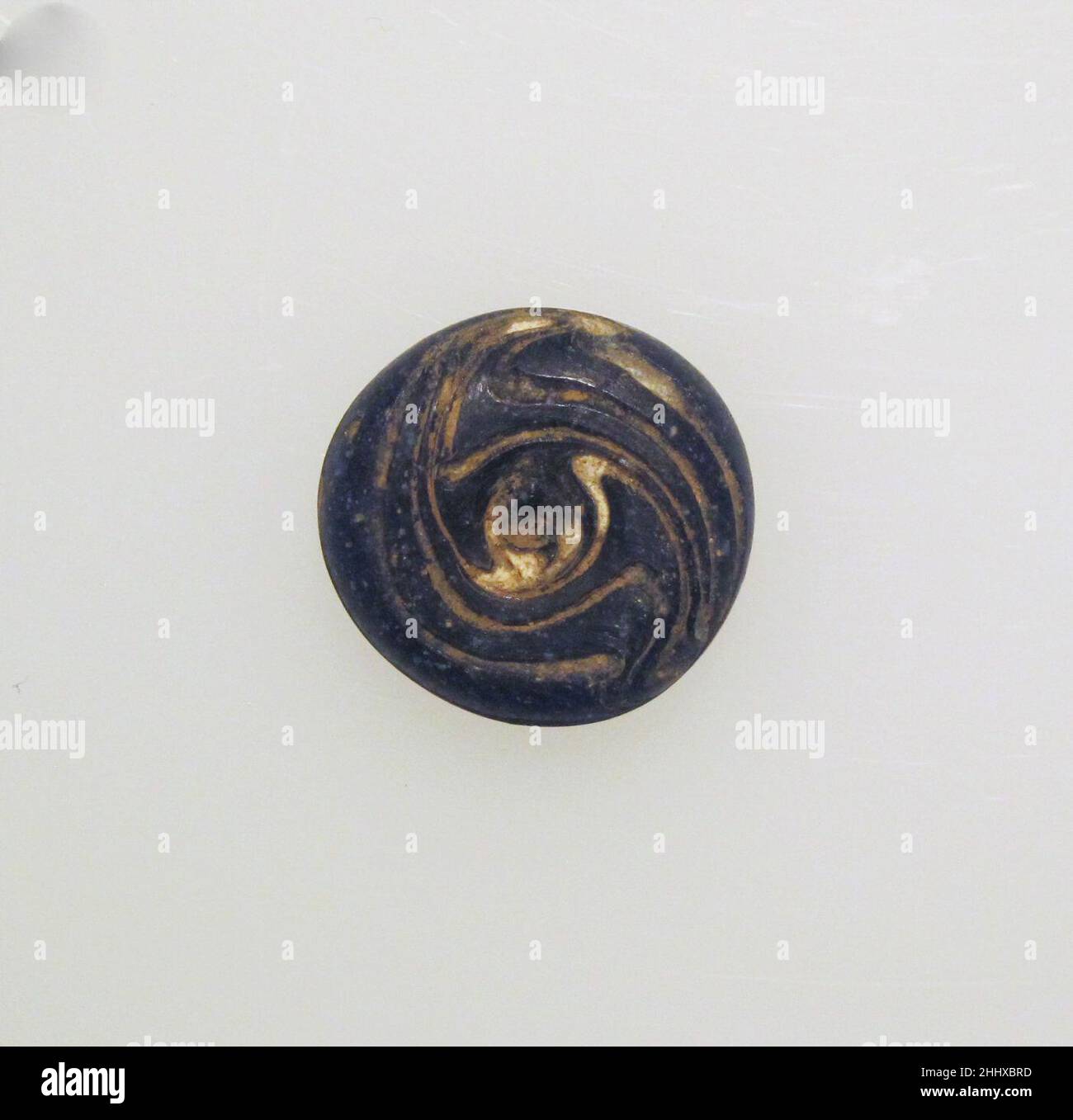 Glass pinhead hi-res stock photography and images - Alamy