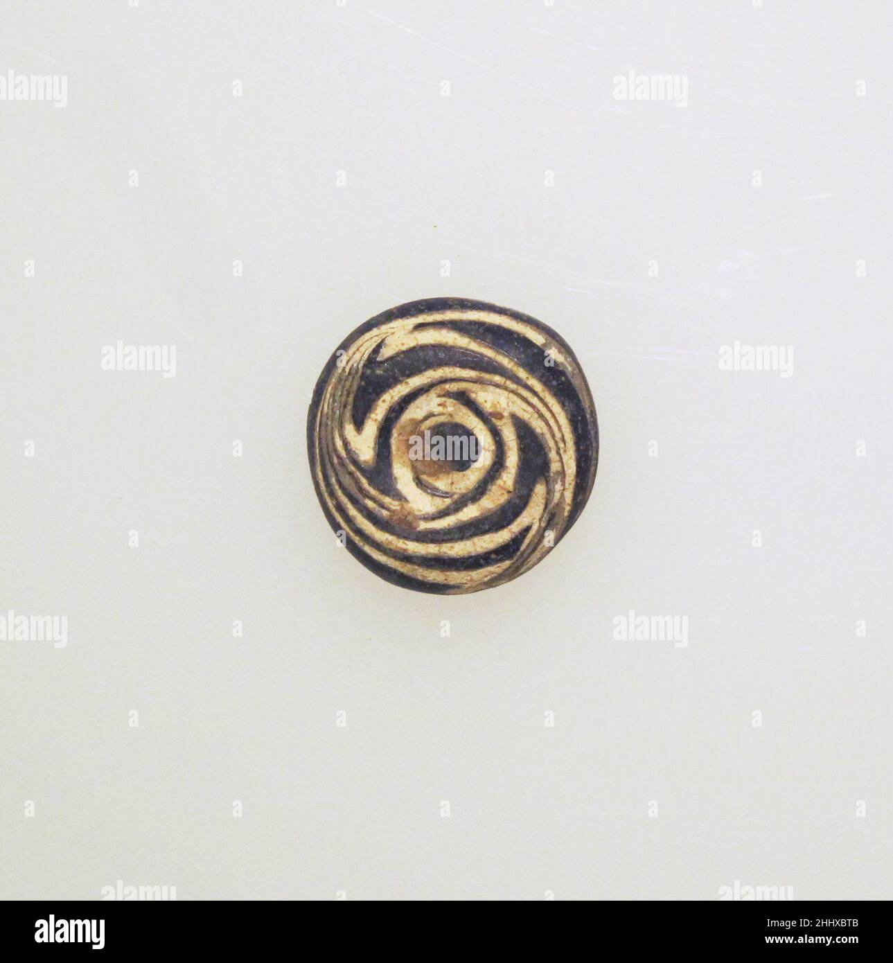 Glass pinhead hi-res stock photography and images - Alamy