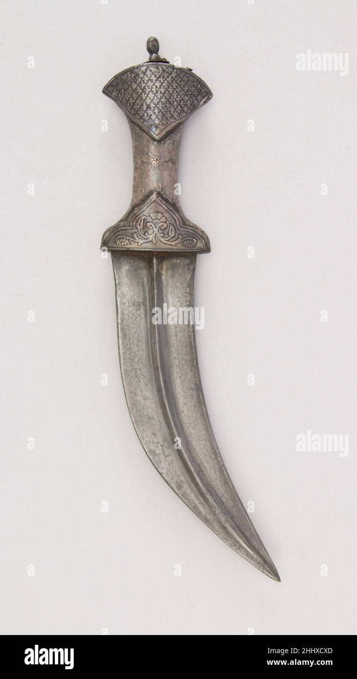 Indian dagger hi-res stock photography and images - Alamy