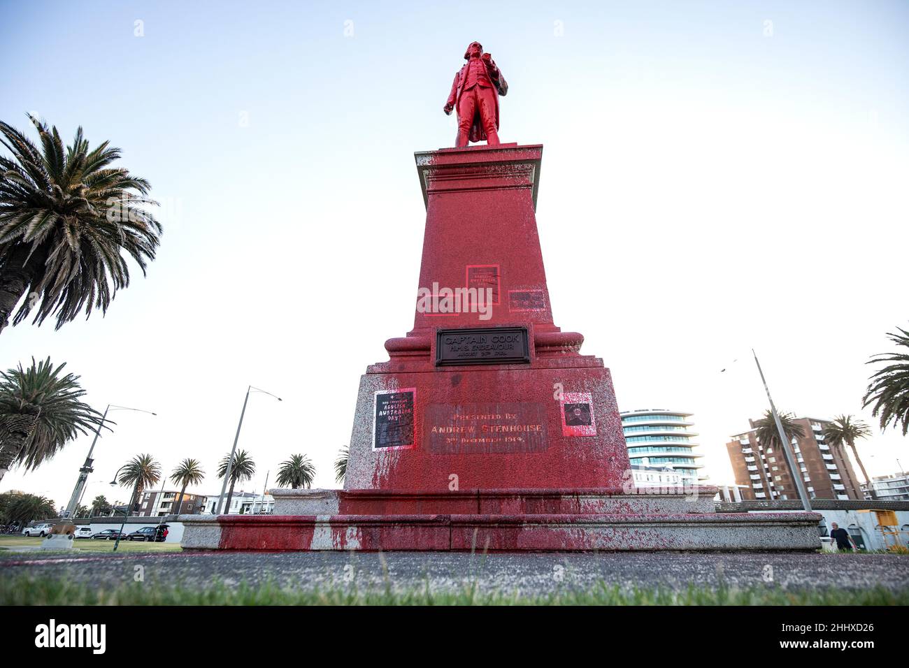 Captain Cook statue in St Kilda, Melbourne , Australia. The Caption ...