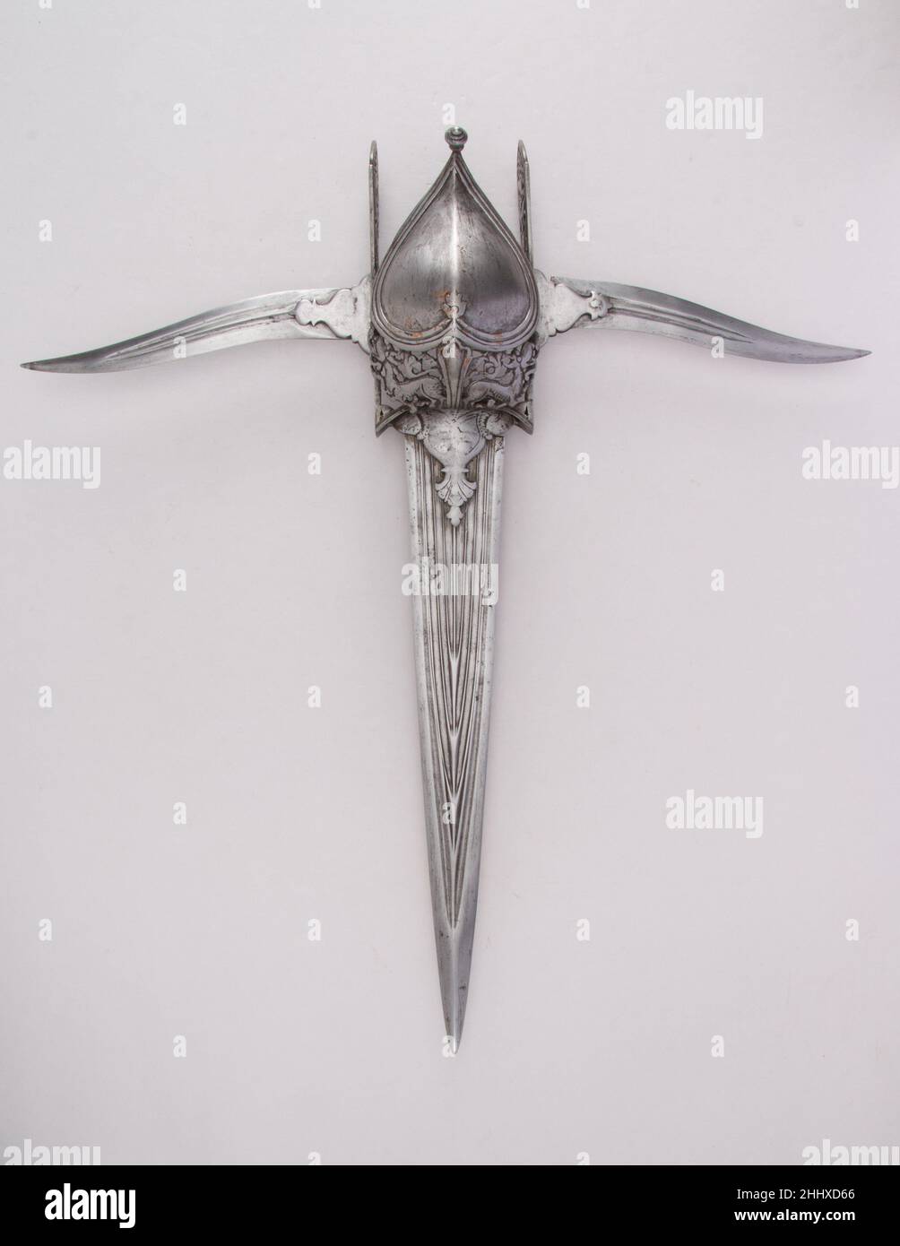 Dagger (Katar) with Two Side Blades (Bichuwa) 16th–17th century Indian ...