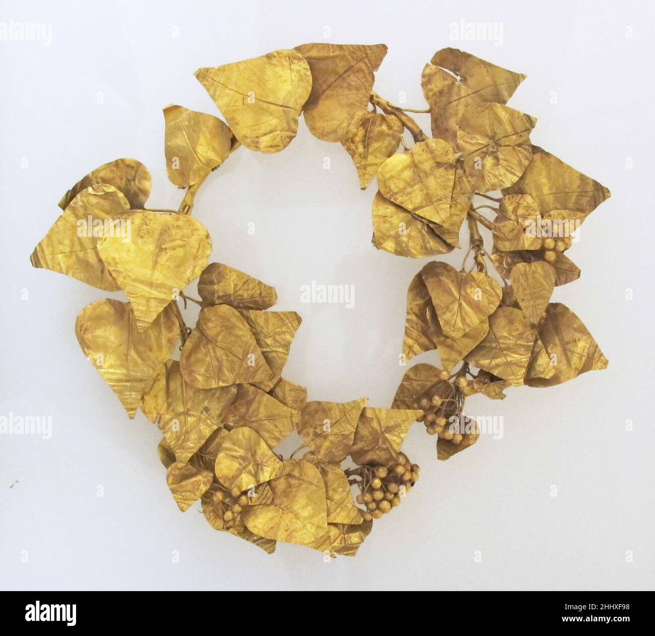 Wreath of ivy Roman. Wreath of ivy. Roman. Gold. Gold and Silver Stock ...