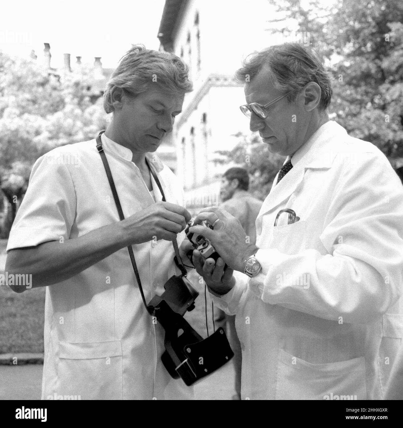 Romanian actors Traian Stanescu & Victor Rebengiuc during the filming ...