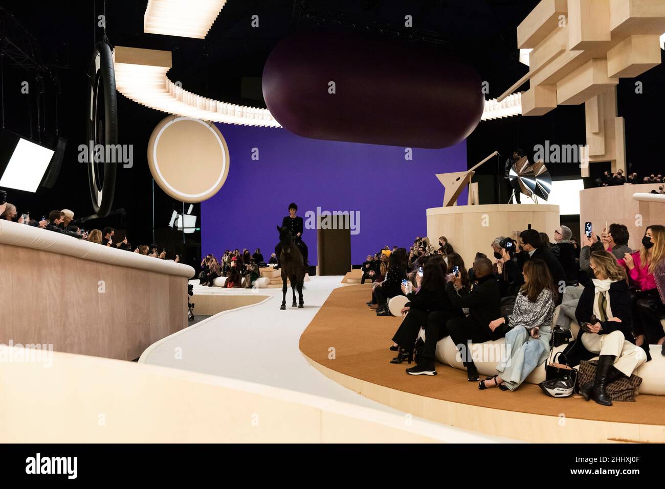 Paris, Frankreich. 25th Jan, 2022. Charlotte Casiraghi at CHANEL Haute ...