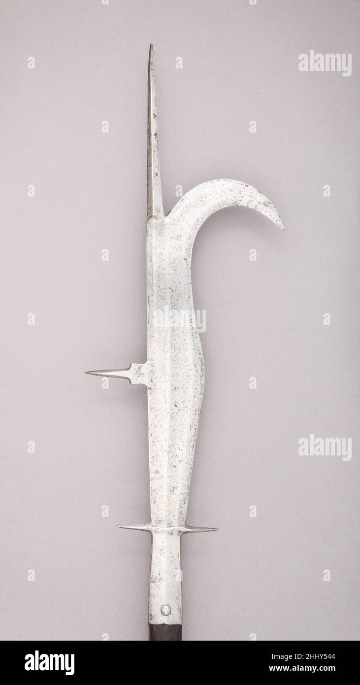 Guisarme hi-res stock photography and images - Alamy