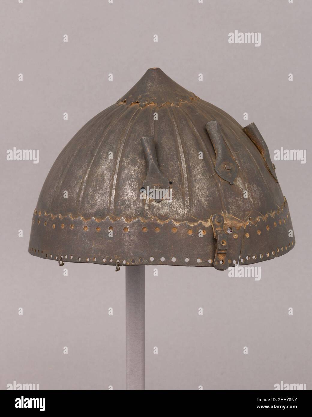 Persian helmet hi-res stock photography and images - Alamy