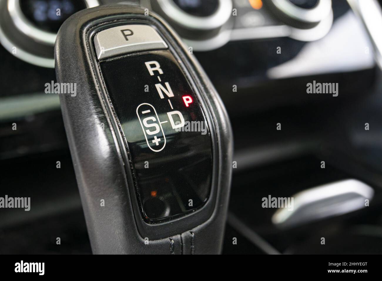 4 speed manual gearbox hi-res stock photography and images - Alamy